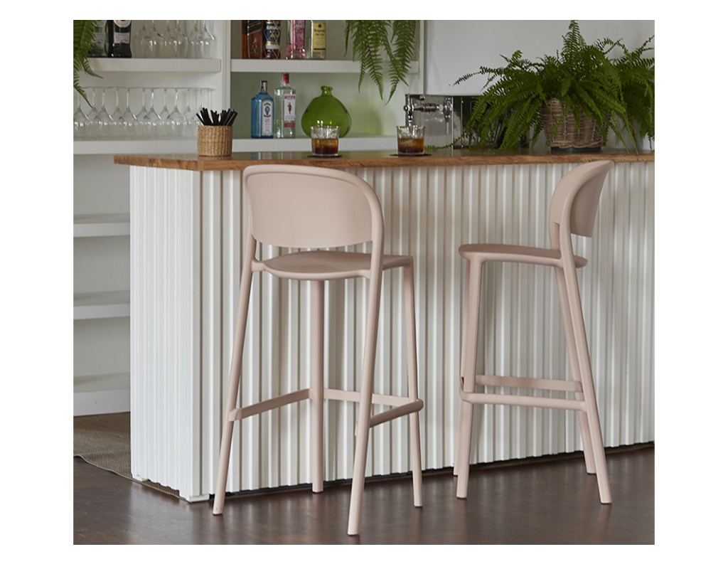 Trena bar stool